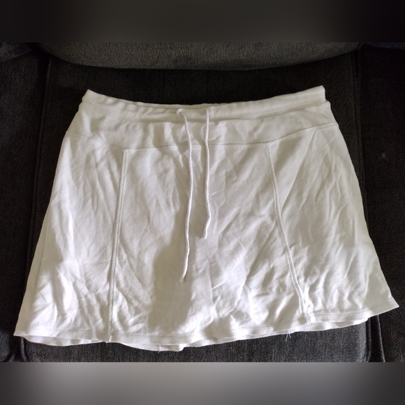 GreenTea | Shorts | White Mini Skort | Poshmark